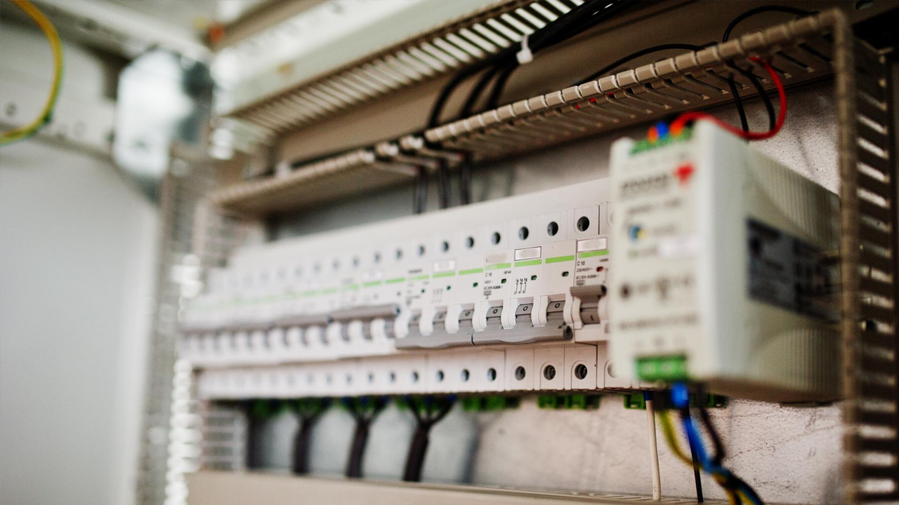 Best Practices and Standards for Low Voltage Circuit Breaker Selection ...